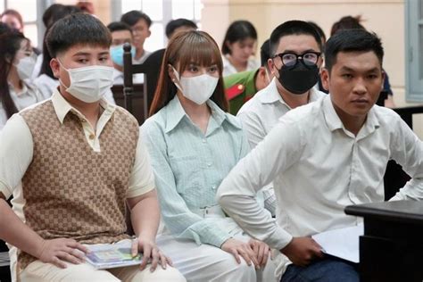 Ch Ng Trang Nemo B T Ng Ng Nh G I L V I D Ng Tr Ng Th I Y N Saostar Vn