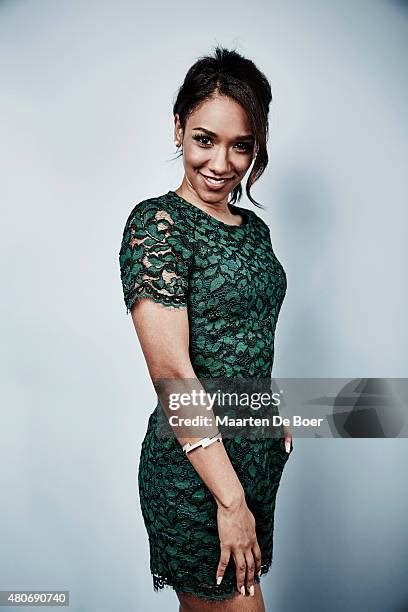 Candice Patton Full Hd Wallpaper