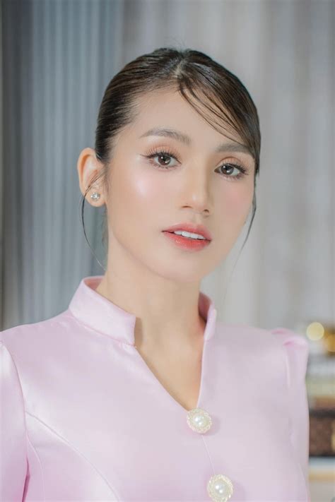 មកមើលរូបភាពទាំងនេះ គង់ ចាន់ស្រីមុំ និងស្វាមី កាន់តែមានក្ដីសុខ Khmerload Cambodia Latest News