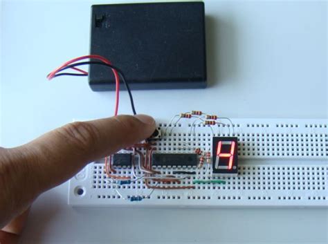 Make Your Own Pic12f683 Development Board