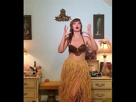 Dainty Rascal Dancing Nude XNXX COM