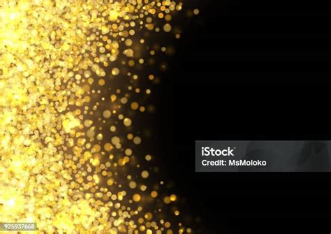 골드 반짝이 텍스처 검은 바탕에 불규칙 한 색종이 조각 테두리입니다 크리스마스 또는 파티 전단지 디자인 요소입니다 벡터 일러스트 레이 션 1위에 대한 스톡 벡터 아트 및