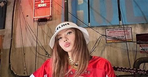 블랙핑크 리사 파격 속옷 노출 훤히 드러낸 몸매로 드러낸 힙합 여신[ten★]