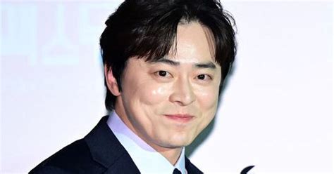 [사진]조정석 한국영화제작가협회상 남우주연상 미소