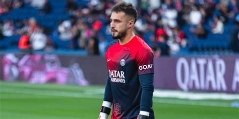 Mercato Arnau Tenas Une Piste Sérieuse Pour Un Club De