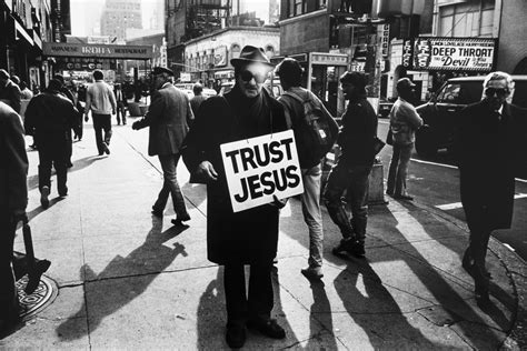 Photograph Deep Throat Nueva York Estados Unidos By Paolo Gasparini