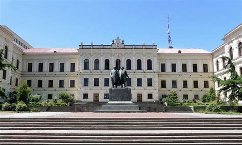 თბილისის კლასიკური გიმნაზია Ll 5 ე კლასი თ მამუჩიშვილი