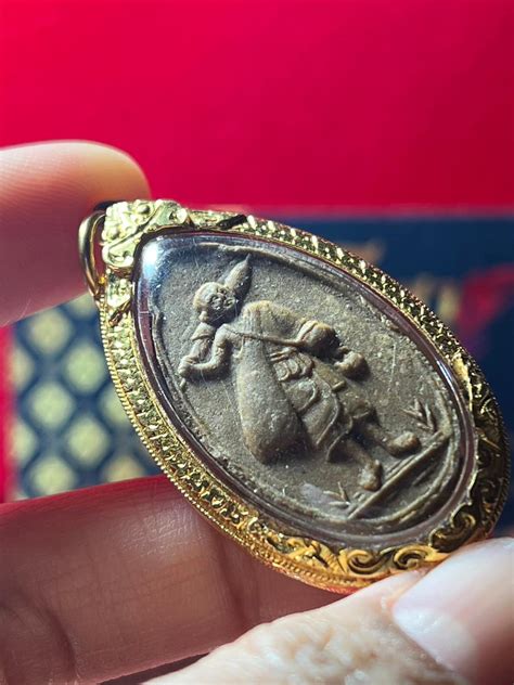 พระสิวลีเนื้อผง หลวงปู่โต๊ะ ราชาธนบัตรไทย