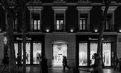 Paper Massimo Dutti Limited Edition Ss23