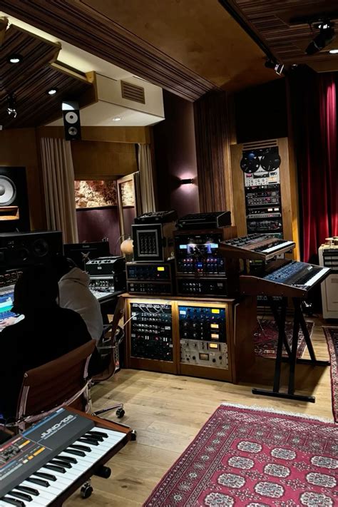 Studio En 2025 Salles De Musique Studio De Musique Studio Enregistrement