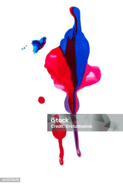 흰색 바탕에 화려한 매니큐어를 쏟 았 블루와 핑크 페인트 얼룩 개체 그룹에 대한 스톡 벡터 아트 및 기타 이미지 개체 그룹 건강관리와 의술 단일 객체 Istock