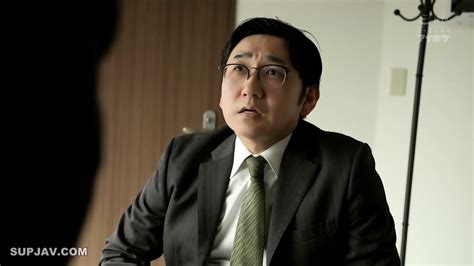 Quick Sex Before Check Out I Seduced The Beautiful Married Hotel Staff Member Who Came To Make