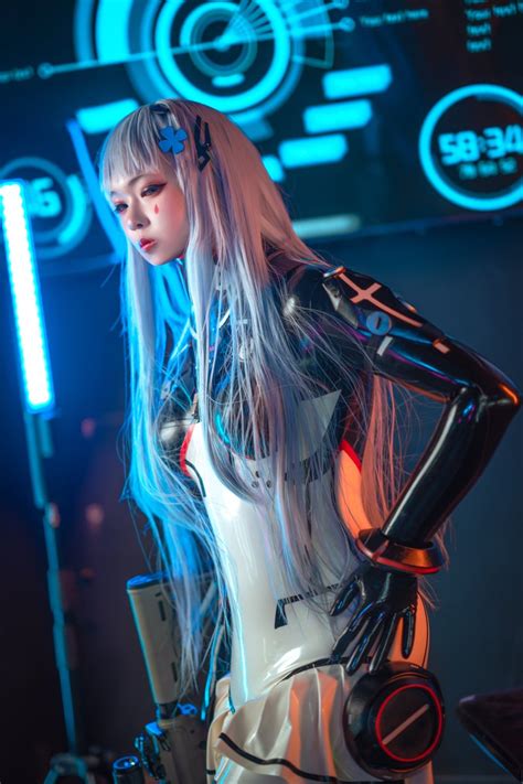超绝最可爱城奈酱 on Twitter HK416你就是夜之城里活着的传奇 少女前线 子夜福音cos正片参上 出镜