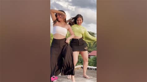 ඒ ඩාන්ස් එකට නම් පිස්සු හැදෙනවා 🤗😍 ඒක නම් දෙපාරක් බලනවා 😘💕 Youtube