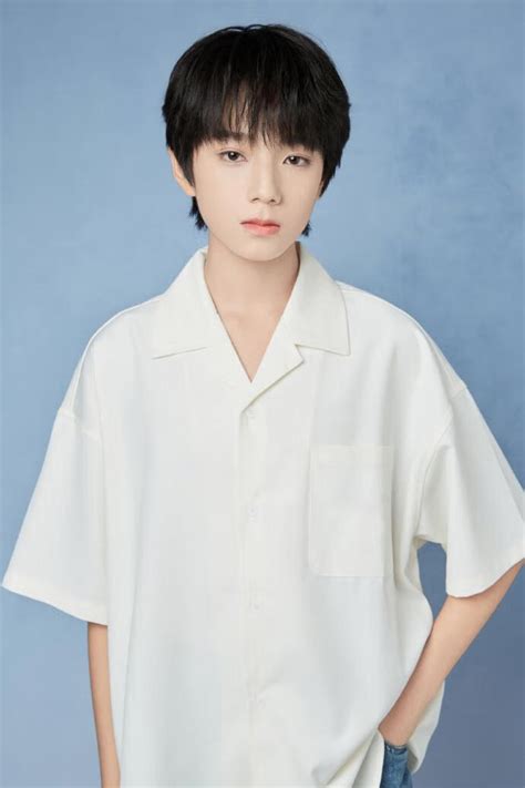 Wang Lujie Fanpage Lumospage