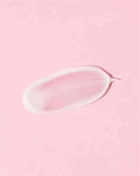 Earth Harbor Eclipse Sheer Mineral Face Sunscreen Spf 30 Elle And