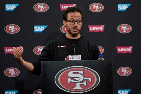 49ers Mike Mcdaniel Dolphins Agree To Hc Contract As Brian Flores