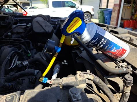Diy 캐나다 캘거리 2019 포드 F 150 차량용 에어컨 냉매 보충채우기 Ford F 150 R 1234yf