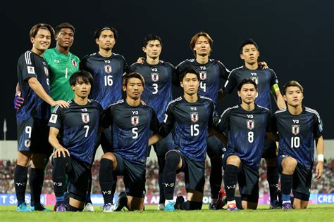 【速報】サッカー日本代表のスタメンが発表！ 三笘薫や久保建英ら先発。勝利でw杯出場確定！ フットボールチャンネル