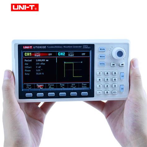 UTG962E FUNCTION GENERATOR