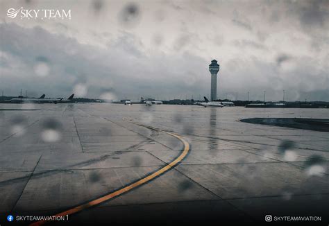 The Difference Between Captain And Co Pilot Sky Team Aviation