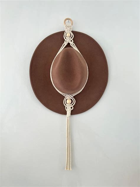 Free Macrame Hat Hanger Pattern Easy Diy Tutorial Artofit