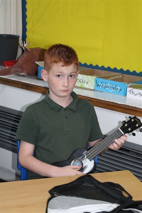 Ukulele Lessons Greenfield Primary School