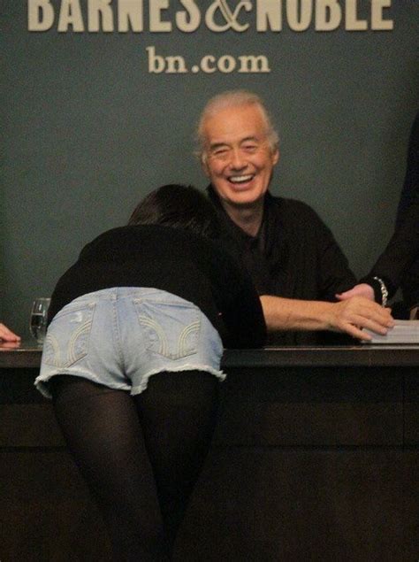 Pin By Carolina Breart On Jimmy Page Doing Nothing Jimmy Page Led