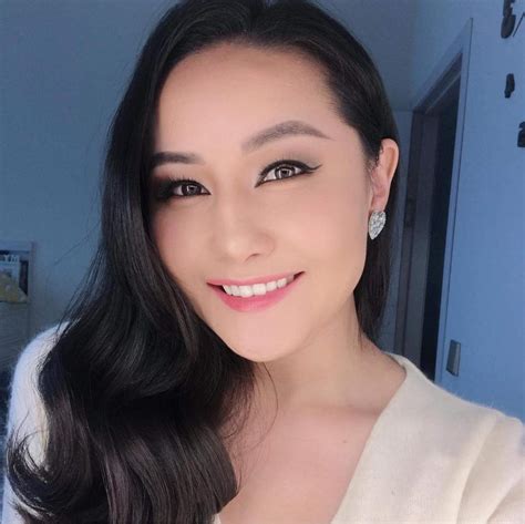 Монгол Улс төр эдийн засаг нийгэм соёлын амьдрал гэр бүлийн харилцаанд эрэгтэй эмэгтэй