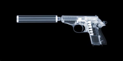 Giant X Rays Reveal Innards Of Guns Cars Robots Cnn Business
