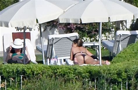 Jennifer Aniston Sexy And Topless 61 Photos Thefappening