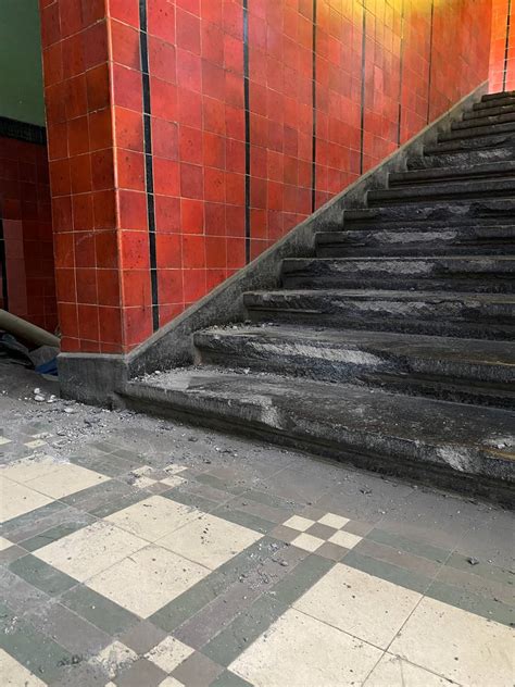 СКАНДАЛНО Служители на Мината изпотрошиха Минна дирекция в последния