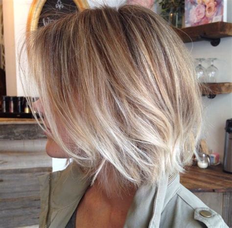 14 Breathtaking Short Medium Bob Highlighted Bright Blonde Hairstyles