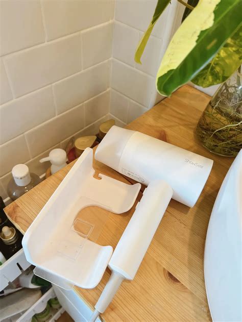 ที่วางไดร์เป่าผมมินิมอล 🤎 ไม่ต้องเจาะผนัง ราคา 35 บาท แกลเลอรีที่โพสต์โดย บ้านเรา Lemon8