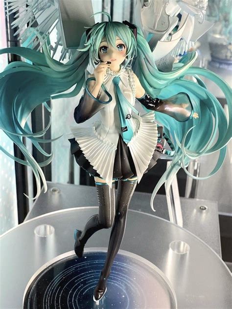 Pin De Aria Grudzinski Em Figures Em 2024 Poses Roupas Mangá Anime