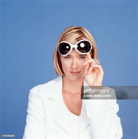 Tea Leoni Portrait Session Photos And Premium High Res Pictures Getty
