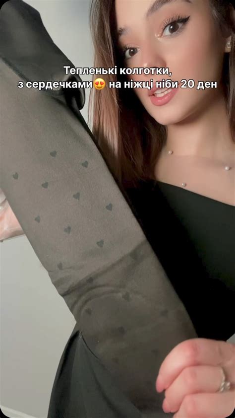 Магазин жіночого одягу Сукня з відкритими плечима та трендовими затяжками 😍 ️Ціна 509 грн