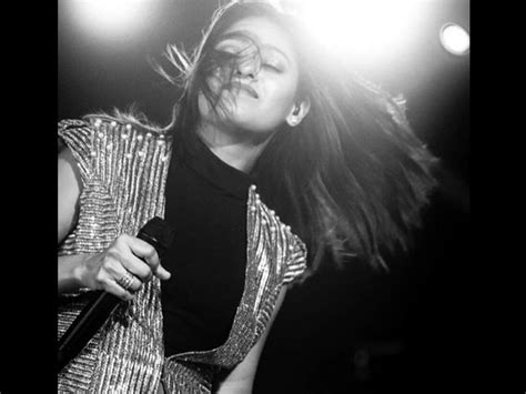 Sunidhi Chauhan Sunidhi Chauhan Hot Pictures Sunidhi Chauhan Transformation Sunidhi Chauhan