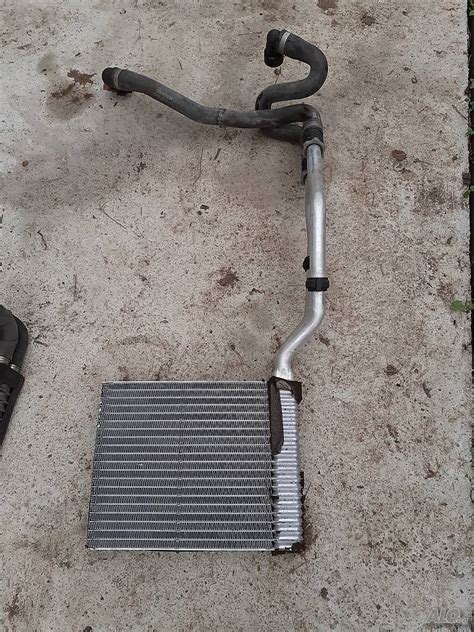 Радиатор парно Volvo V50 Радиатори Резервни части консумативи аксесоари Димитровгра