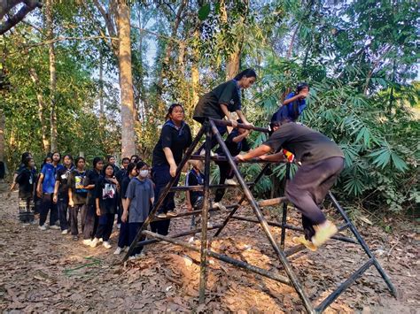 ผู้บำเพ็ญประโยช ผู้บำเพ็ญประโยชน์ โรงเรียนกันทรลักษ์วิทยา