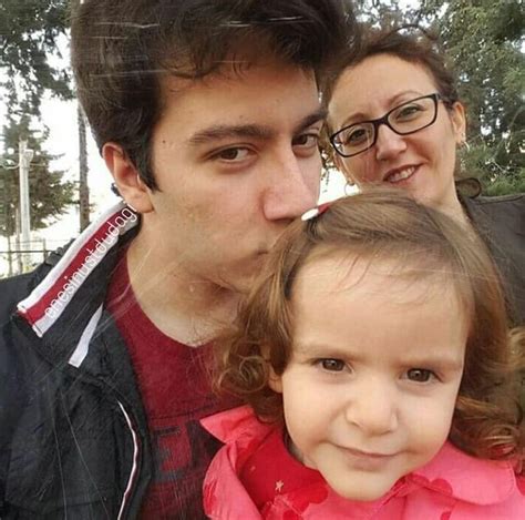 Pin By Sude Kesik On Cellos Face Claims Couple Photos Couples