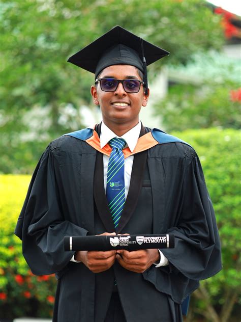 Adhisha Fernando On Linkedin Officially Graduated With Second Class Upper Division In Bsc Hons