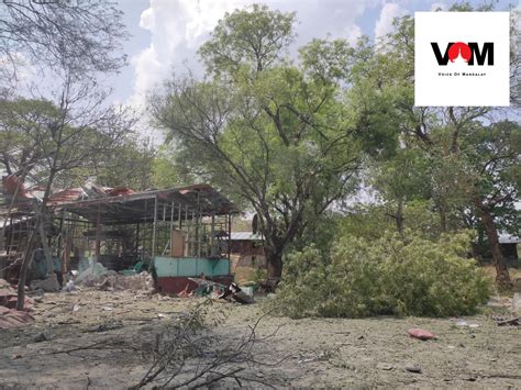 Khit Thit Media ဒီပဲယင်းမြို့နယ်၊ မဲအိုးရွာကို စစ်တပ် မီးရှို့မှု နေအိမ် ၈၀ လုံးပြာကျ ရန်ကုန