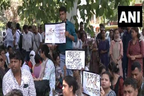 Nabanna Abhiyan Adjourned সোমে হচ্ছে না নবান্ন অভিযান হকের চাকরি ফিরে পেতে কোন পথে আন্দোলন