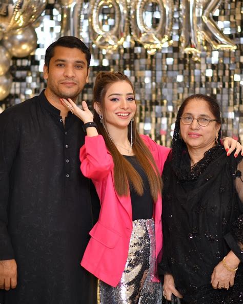 عشقِ فیصل ‎عشقِ فیصل‎ Added A New Photo