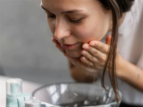 Подвійне очищення навіщо воно потрібне і як правильно очищати шкіру