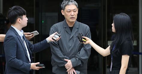 연예인 협박해 수억 원 갈취…유튜버 김용호 구속영장