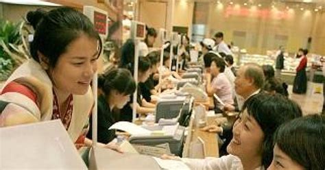 신세계 배송 전표에 명함 스캔 서비스 실시