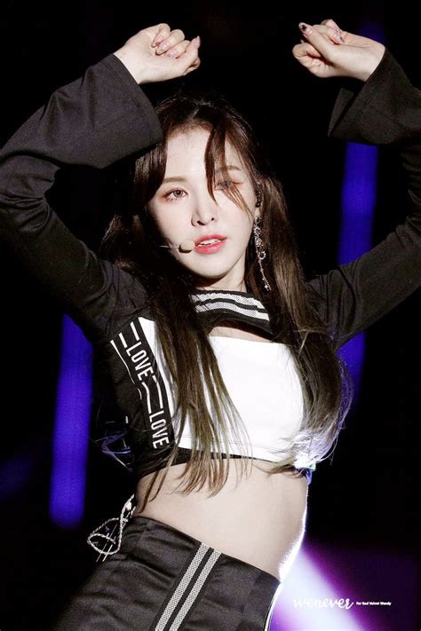 Hot Vs Cute Red Velvet On Twitter N Th N Red Velvet Th I Trang