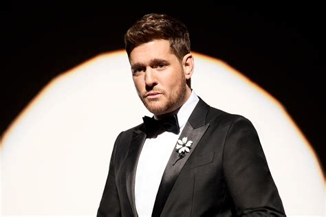 How Tall Is Michael Bublé